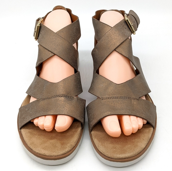 hocus pocus | Shoes | Hocus Pocus Kayla Sandals Gold Copper Size 8 ...